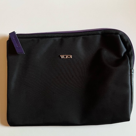 Tumi | Bags | Tumi Bag Made Exclusively For Delta Airlines First Class Flyers Clean | Poshmark